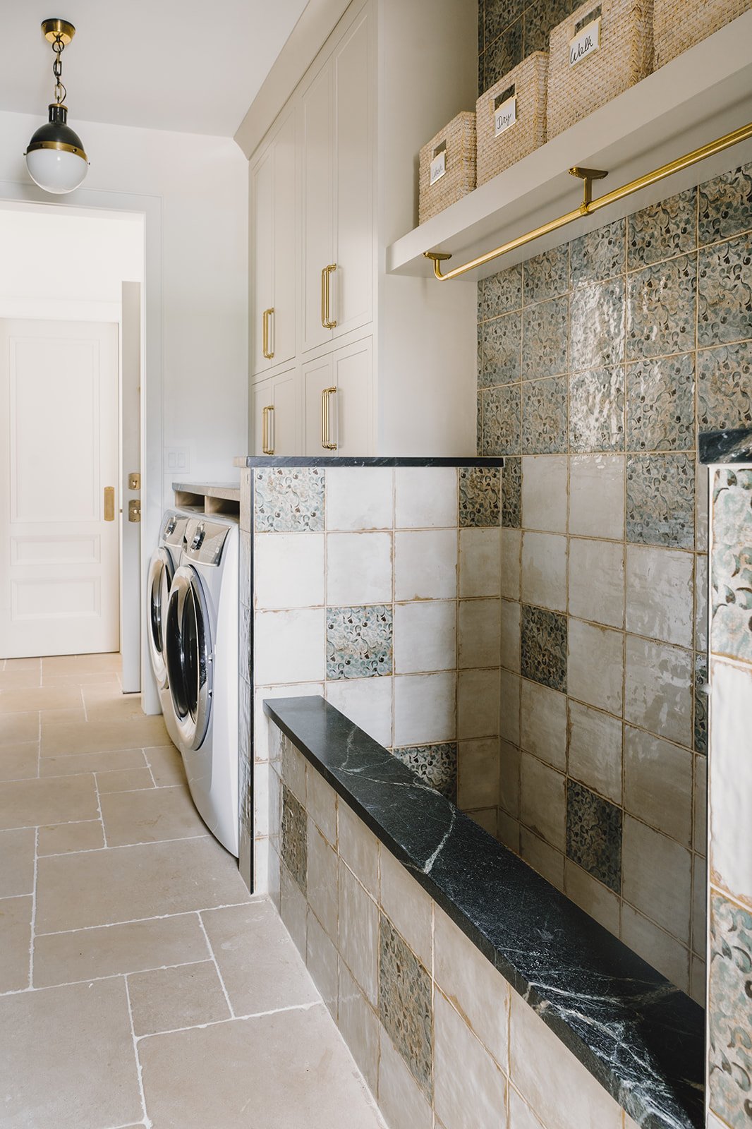 Custom Cabinets Laundry Room, Custom Laundry Room I Lion Stoneworks